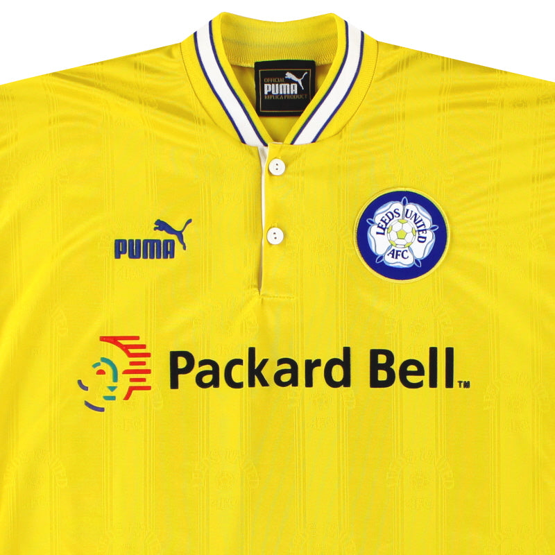 Leeds United | Classic Retro Football Kits | Vintage Football Shirts ...