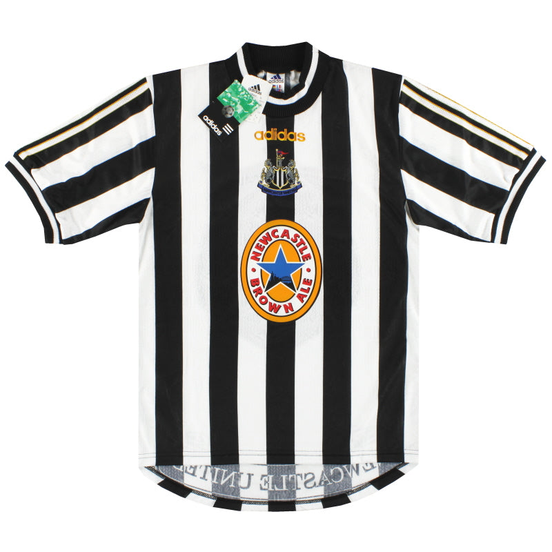 Newcastle United | Classic Retro Football Kits | Vintage Football Shirts