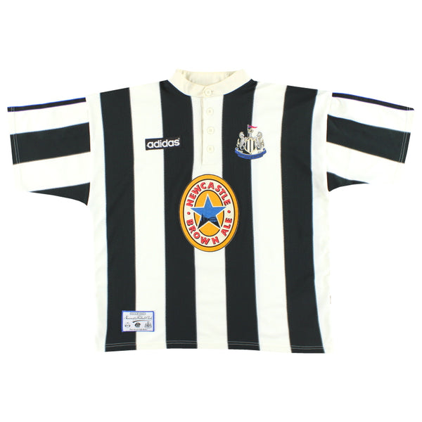 Newcastle United | Classic Retro Football Kits | Vintage Football Shirts