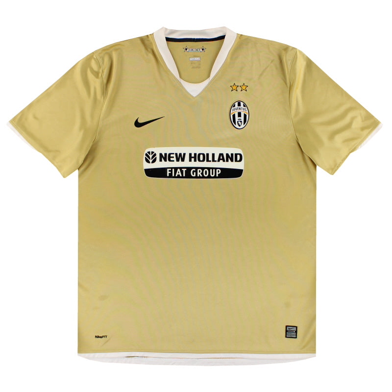 Juventus | Classic Retro Football Kits | Vintage Football Shirts