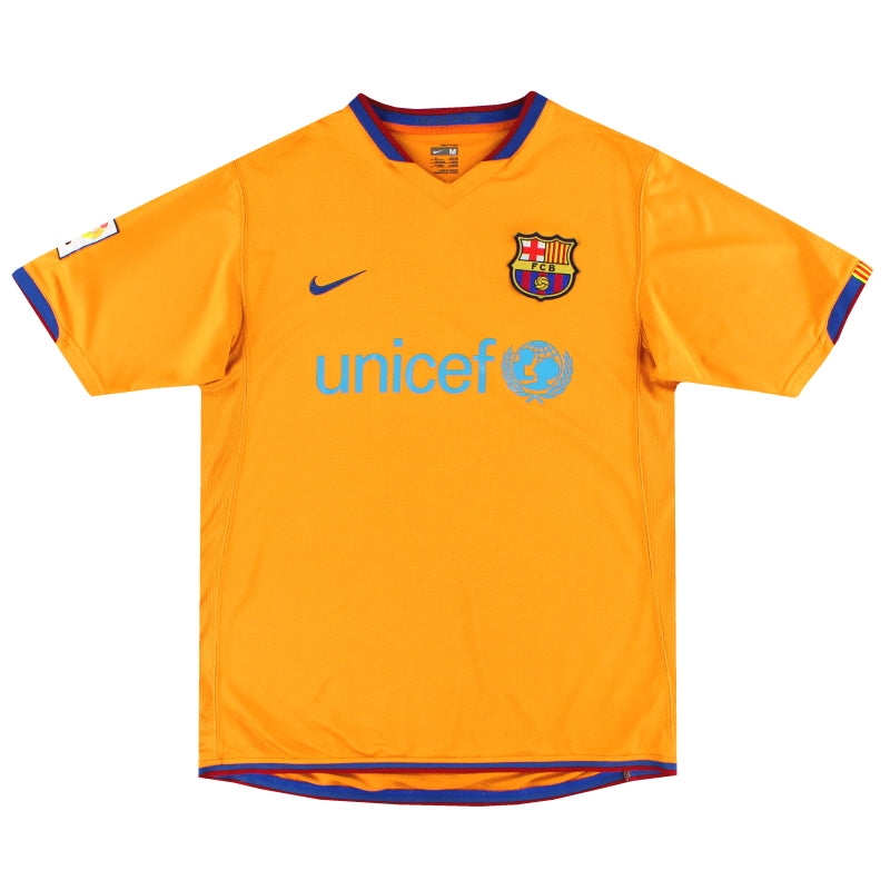 Barcelona | Classic Retro Football Kits | Vintage Football Shirts